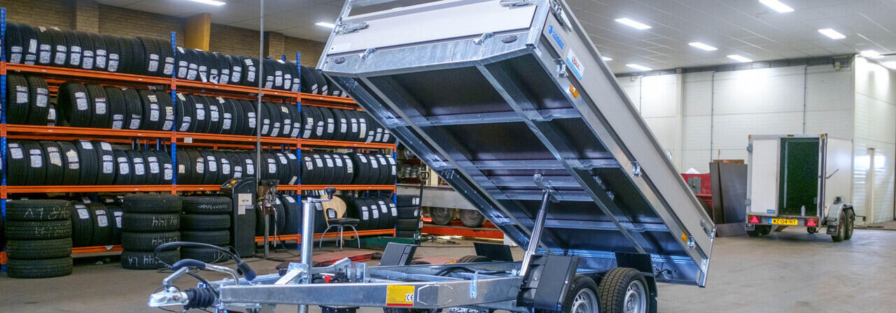 Verkoop, inruil, verhuur & reparatie van aanhangers - Kalk banden